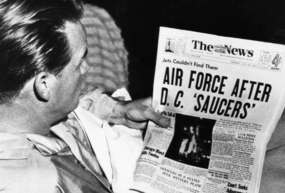 Unidentified Flying Objects: The True Story of Flying Saucers aka UFO